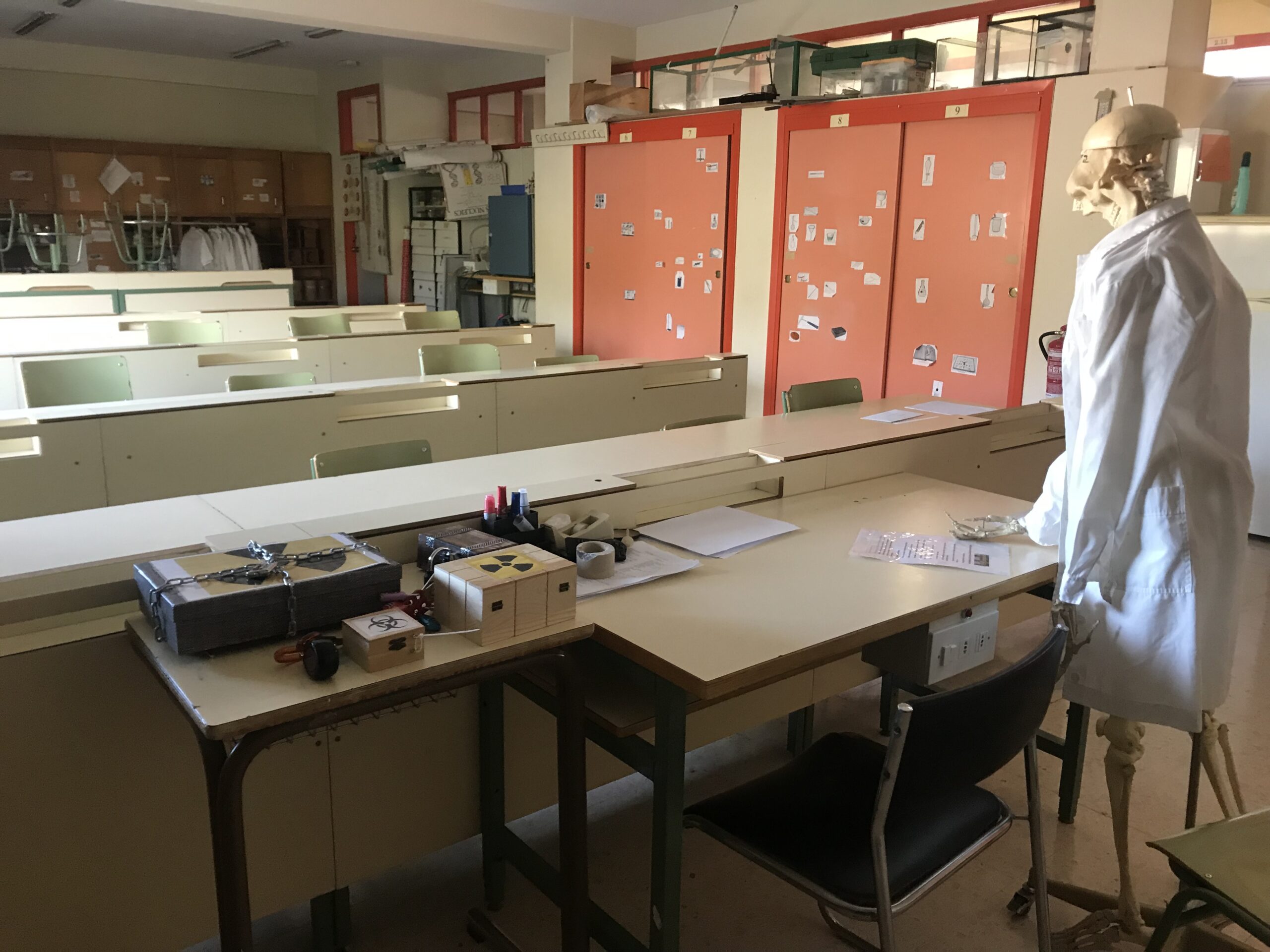 Breakout: Virus letal – Proyecto Simbiosis